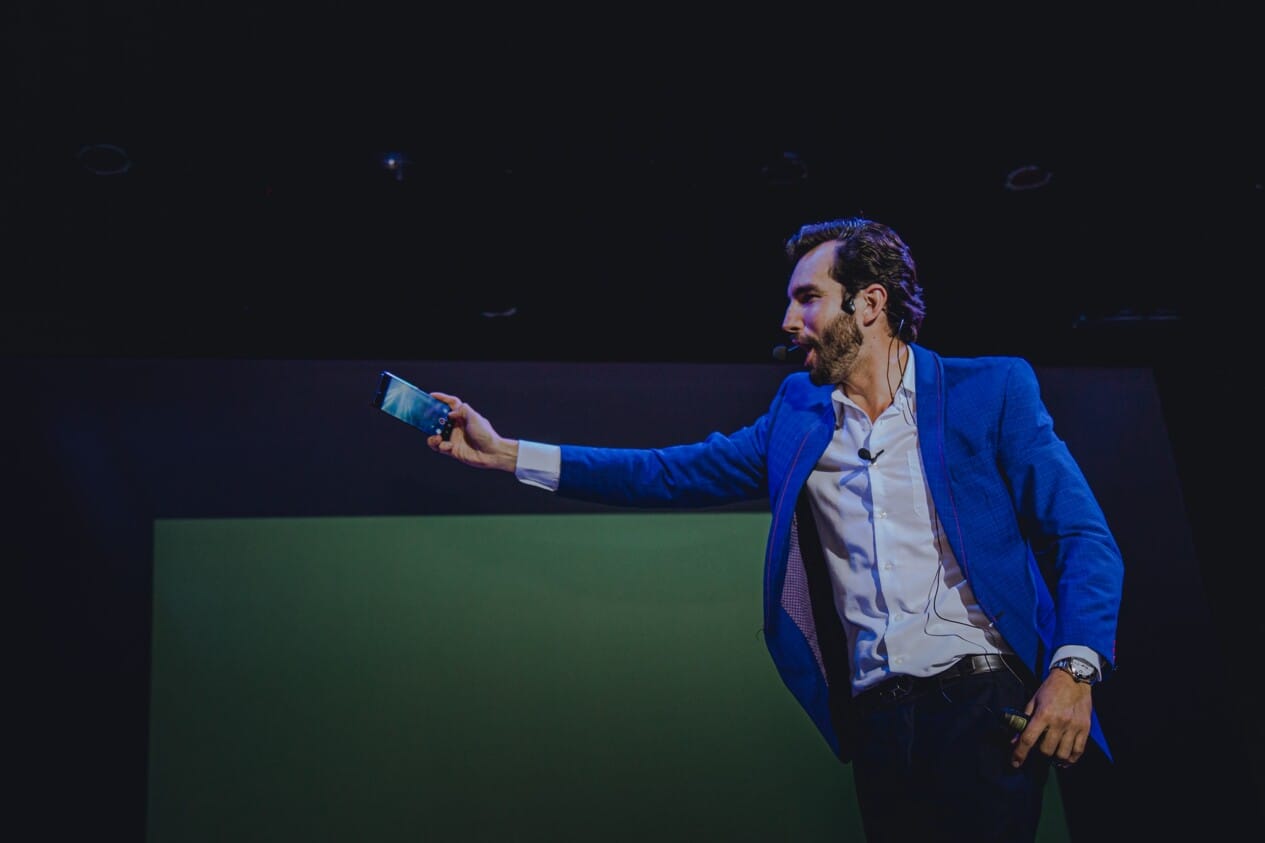 “Hoy construyes lo que vas a ser mañana” – Alex Schirp