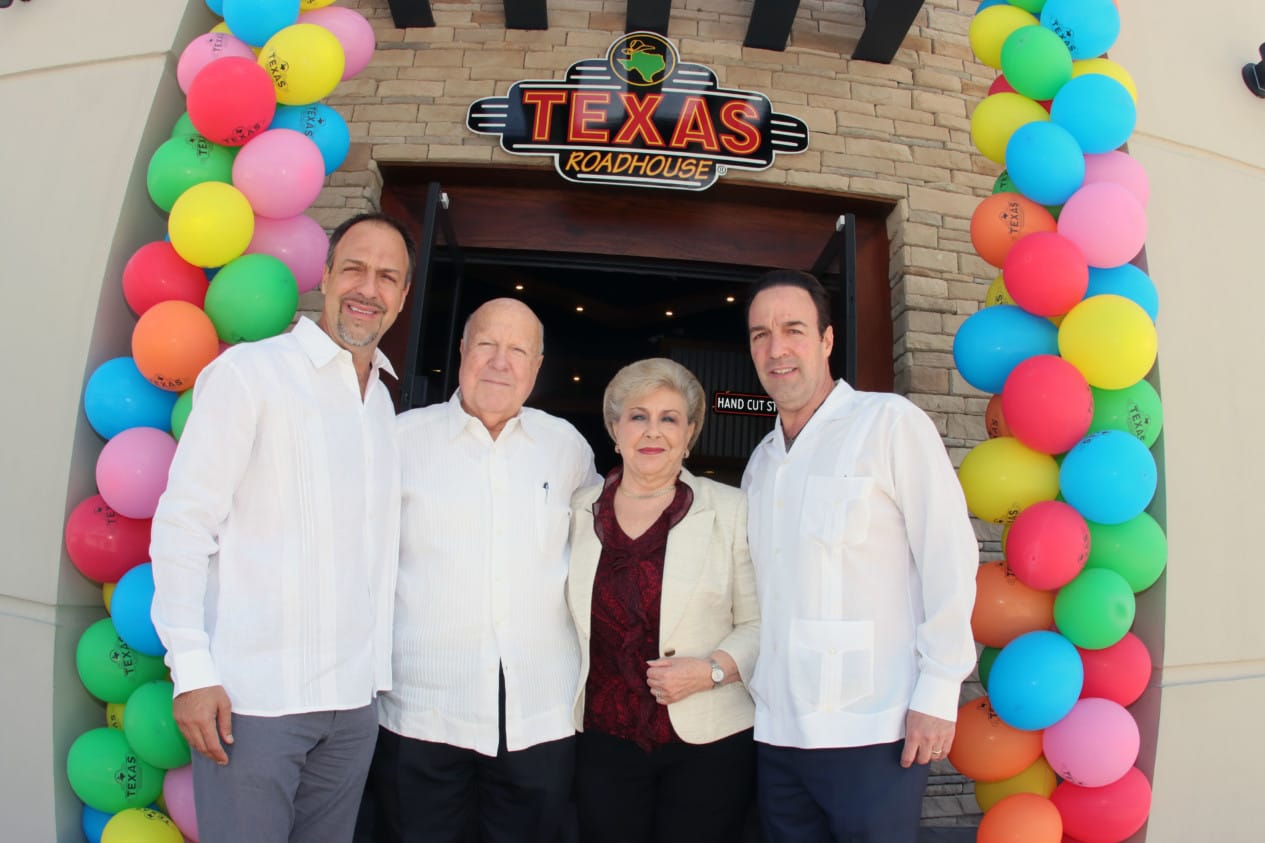 Inauguran nueva sucursal Texas Roadhouse Periférico Caucel - Plan b