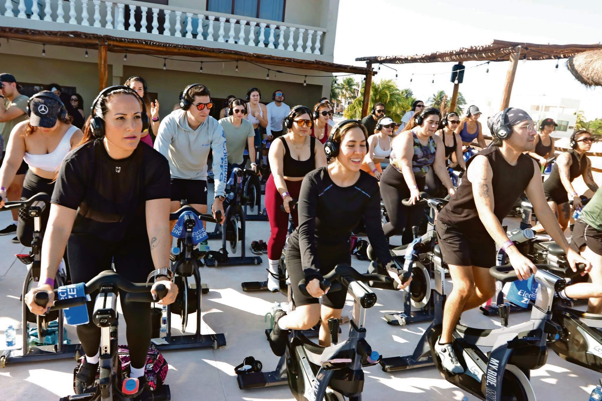 Paparazzi: ¡Feliz aniversario #4! We Active Tribe - Plan b