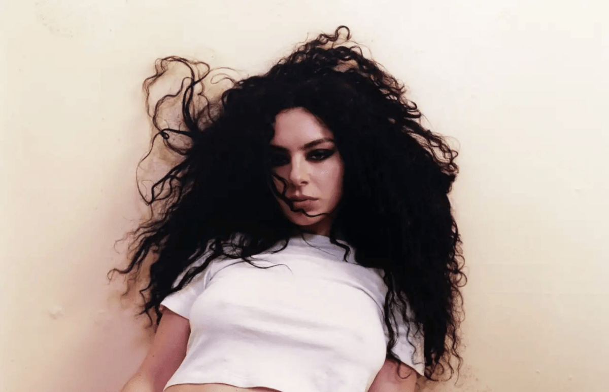 Charli XCX y el renovado Brat Summer 2024