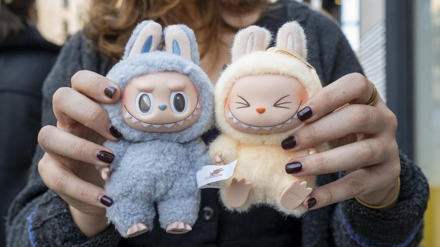 Labubus en tendencia 2025: descubre qué son, su precio y cómo ...